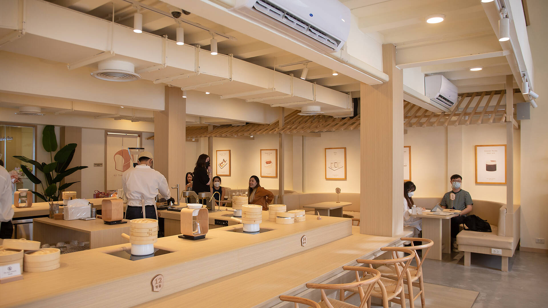 Mil Toast House | Restaurants in Siam, Bangkok