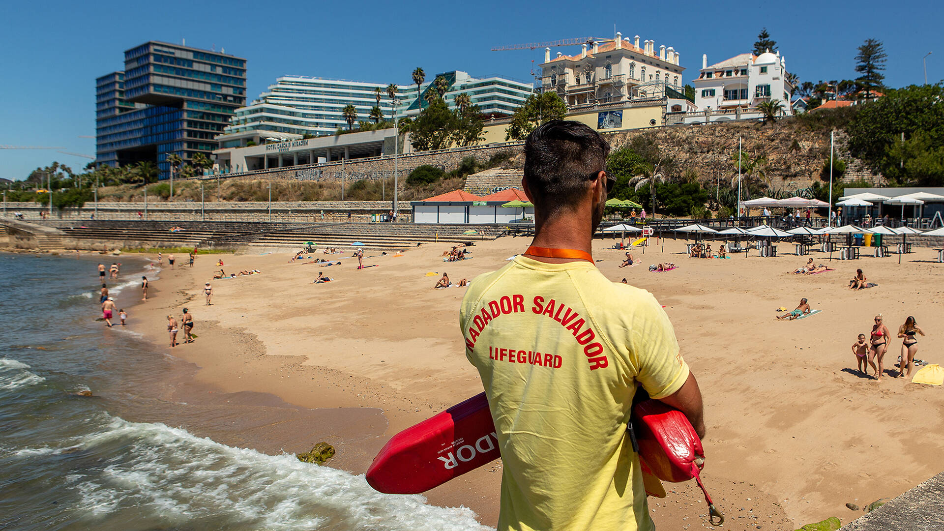 The Best Beaches Along the Cascais Coast for a Dip This Summer