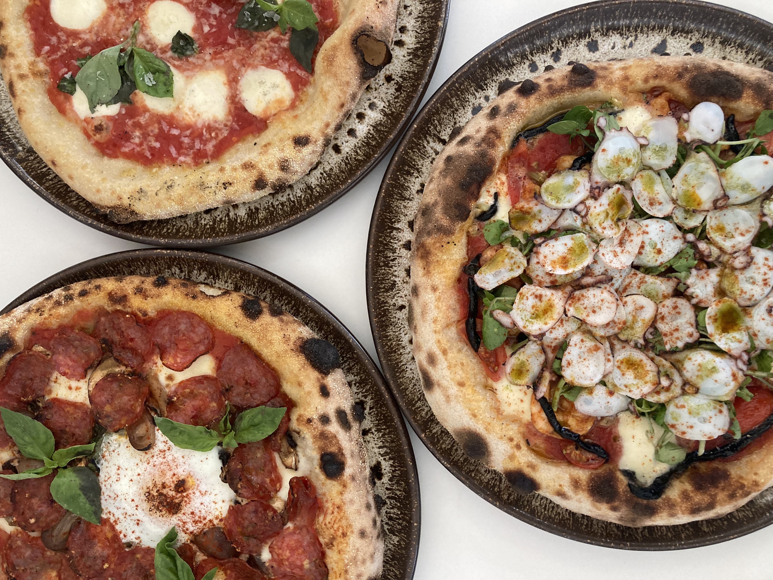 Okra Pizzas and Cocktails Time Out Market Porto