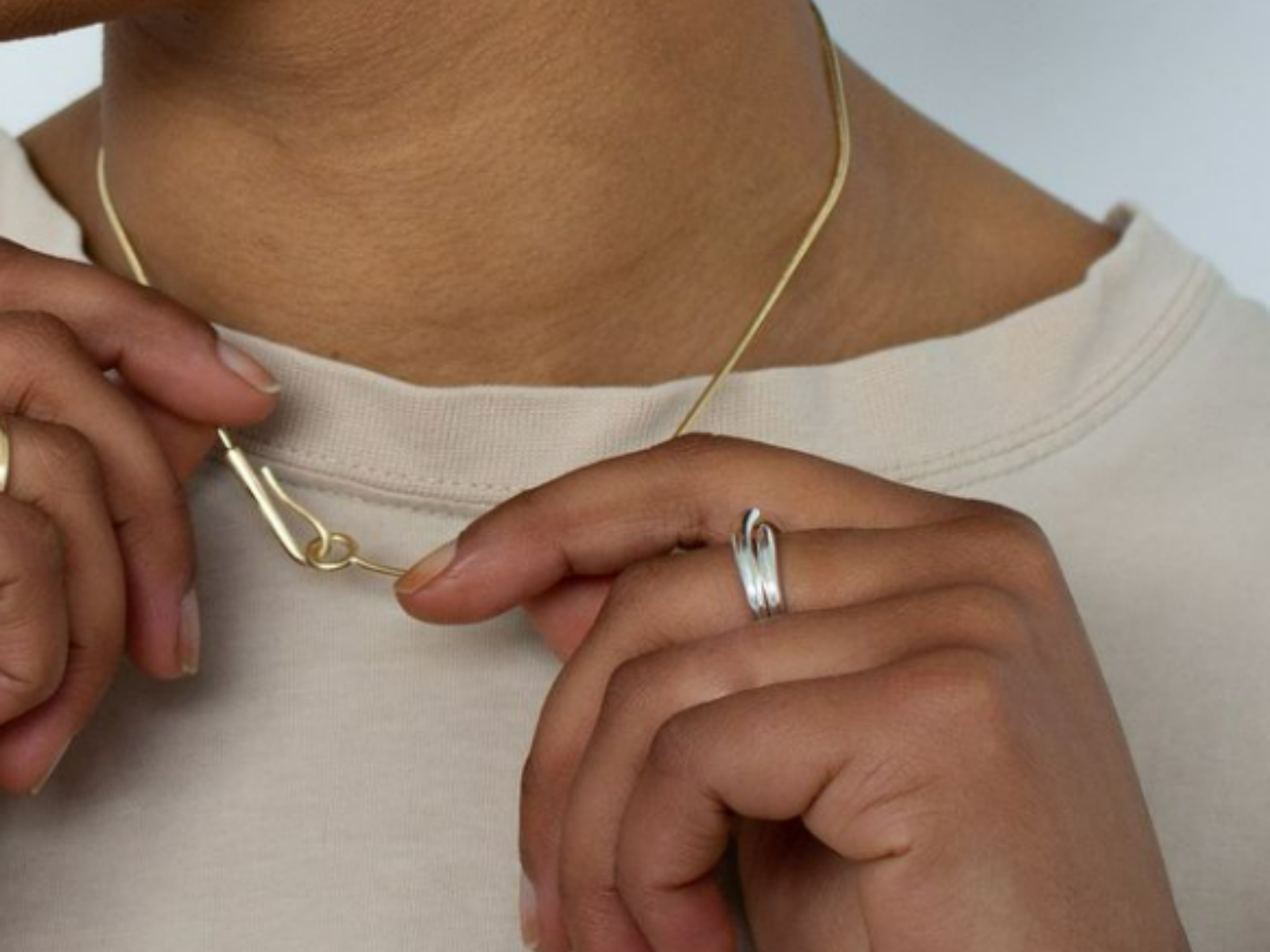 Lott Studio designs simple gold and silver jewellery for daily wear