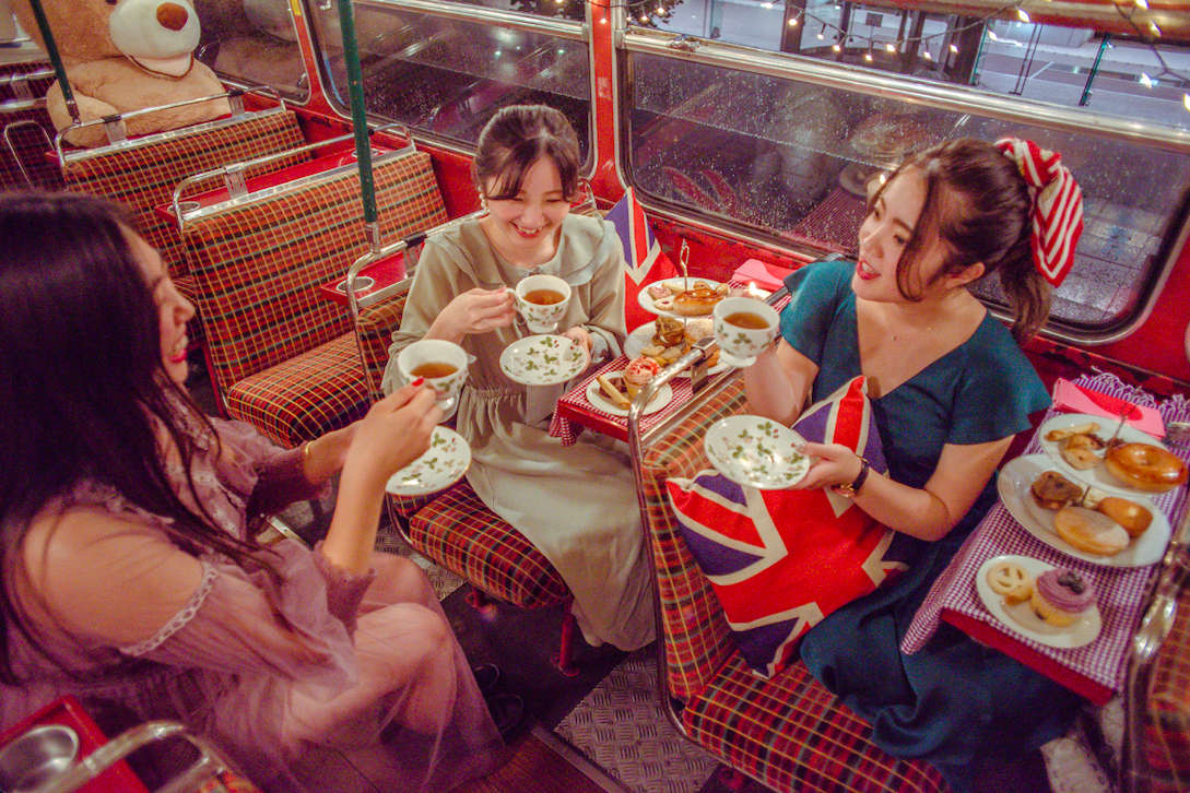 London Bus Afternoon Tea | Things to do in Tokyo