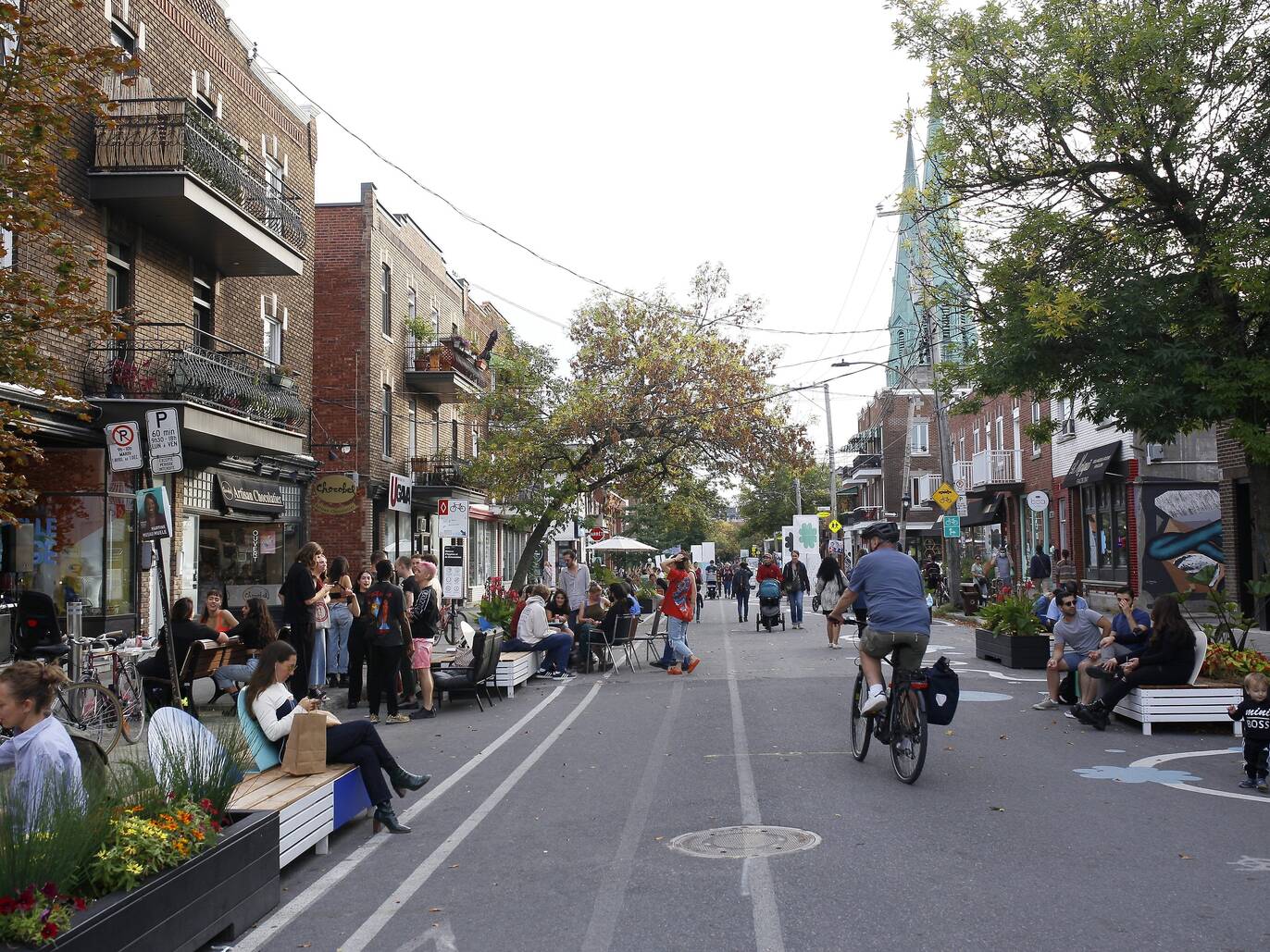 Guide du quartier de Villeray à Montréal | Quoi faire, manger, boire