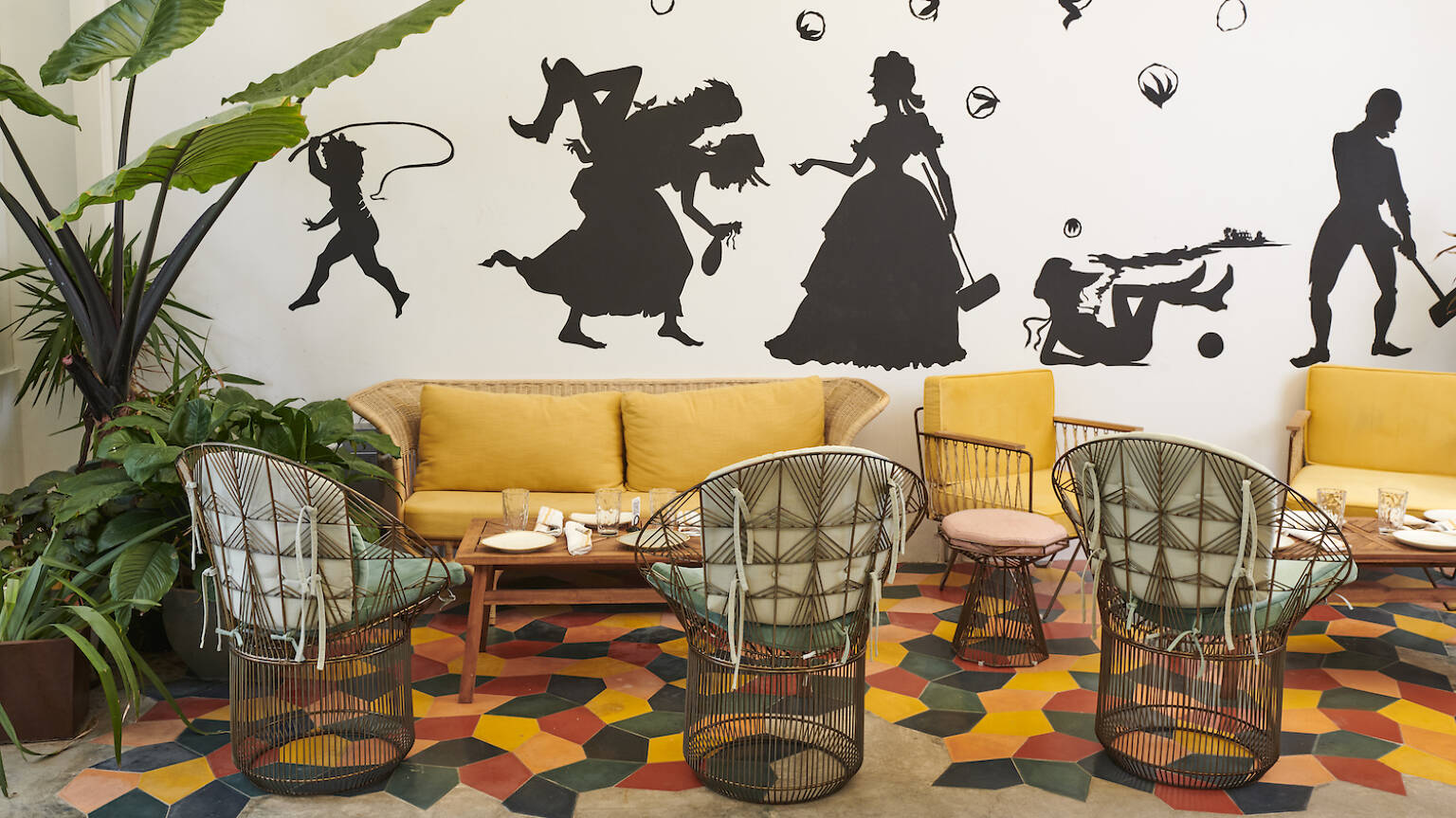 8 Restaurants With Epic Art Collections Around The World Right Now