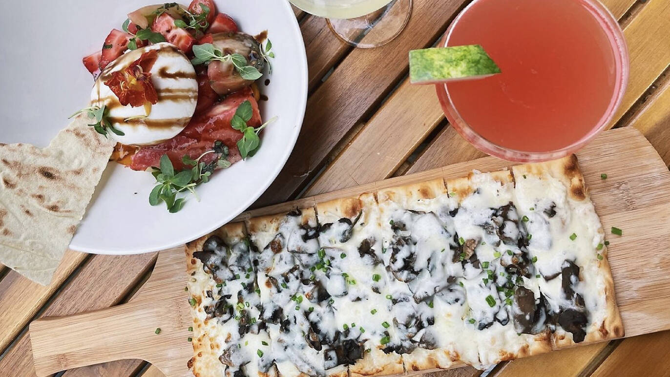 The Consulate | Restaurants in Upper West Side, New York