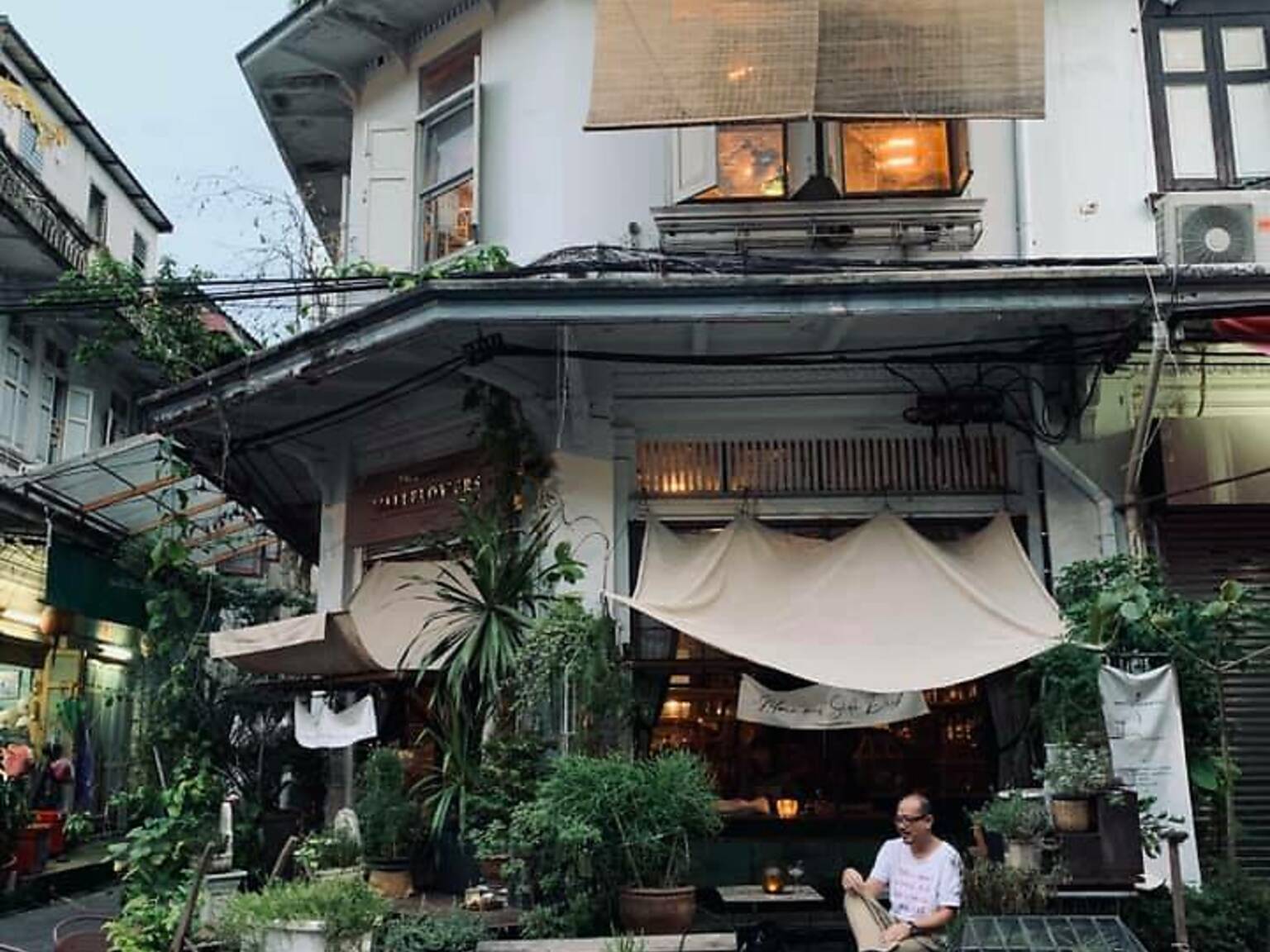 11 best bars in Soi Nana - Chinatown
