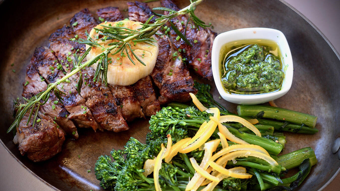 The Consulate | Restaurants in Upper West Side, New York