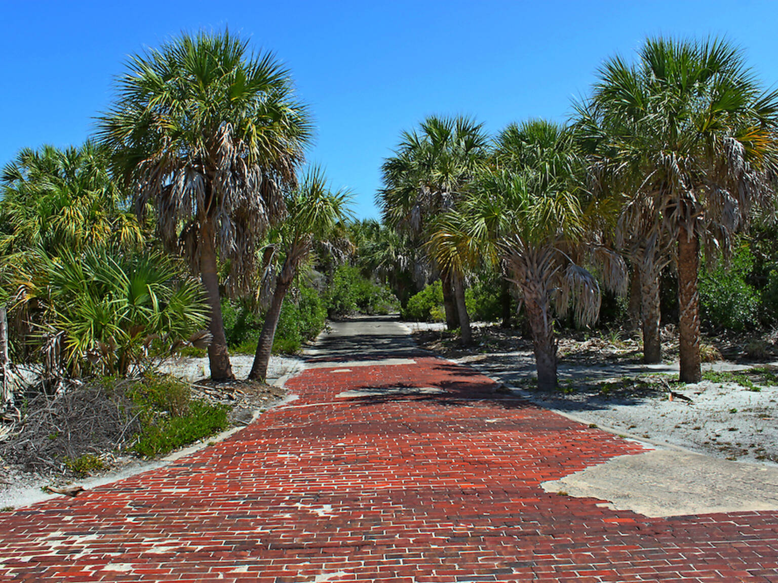 10 Florida Ghost Towns for a Spooky Day Trip