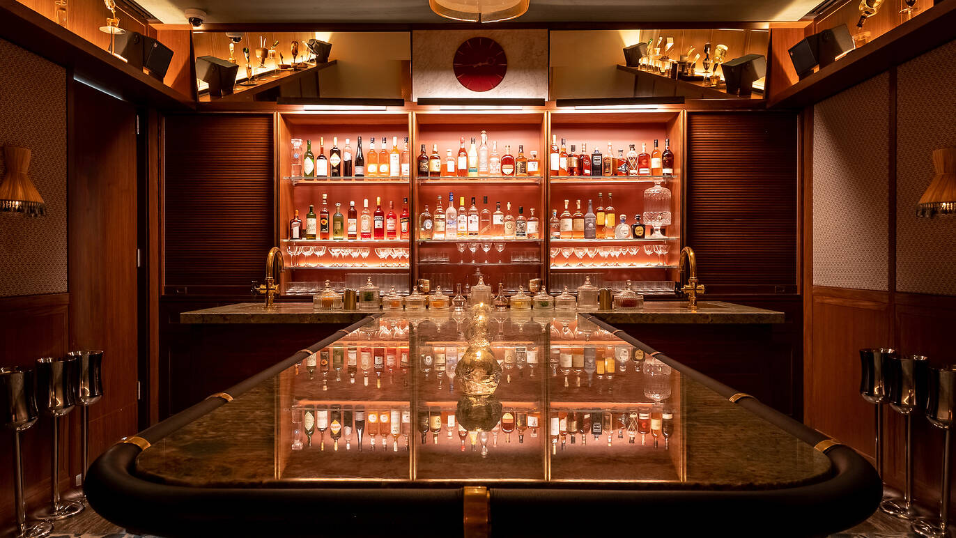 18 Best Miami Speakeasy Bars for Low Key Vibes and High Key Cocktails