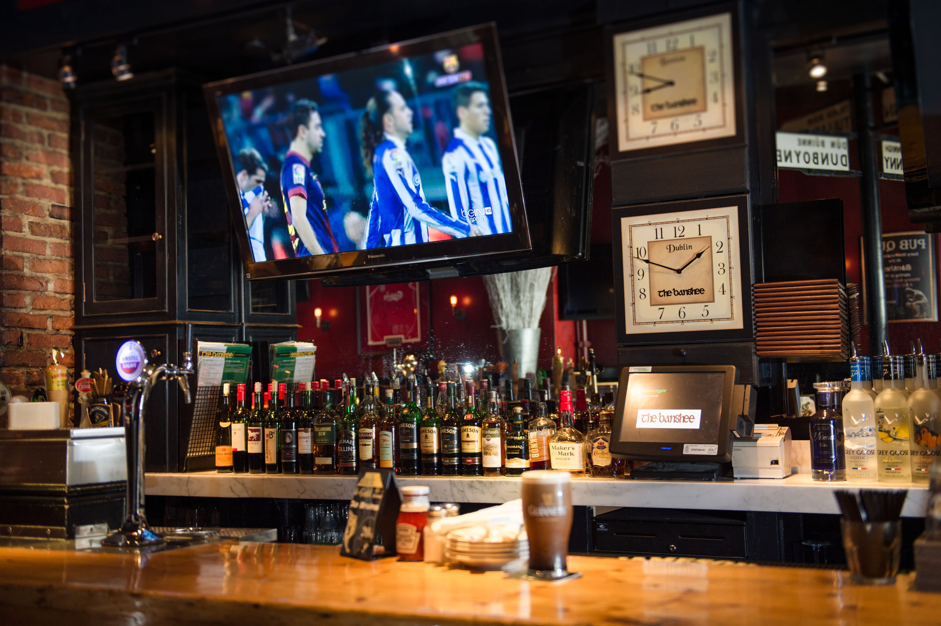 Best Irish Pubs in Boston: 15 Spots for Cheap Beers and Live Music