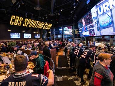 Best Sports Bars in Boston: 13 Spots with Big Screens For Game Day