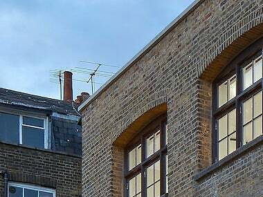 50 Best Art Galleries In London, From Institutions To Tiny Exhibition ...