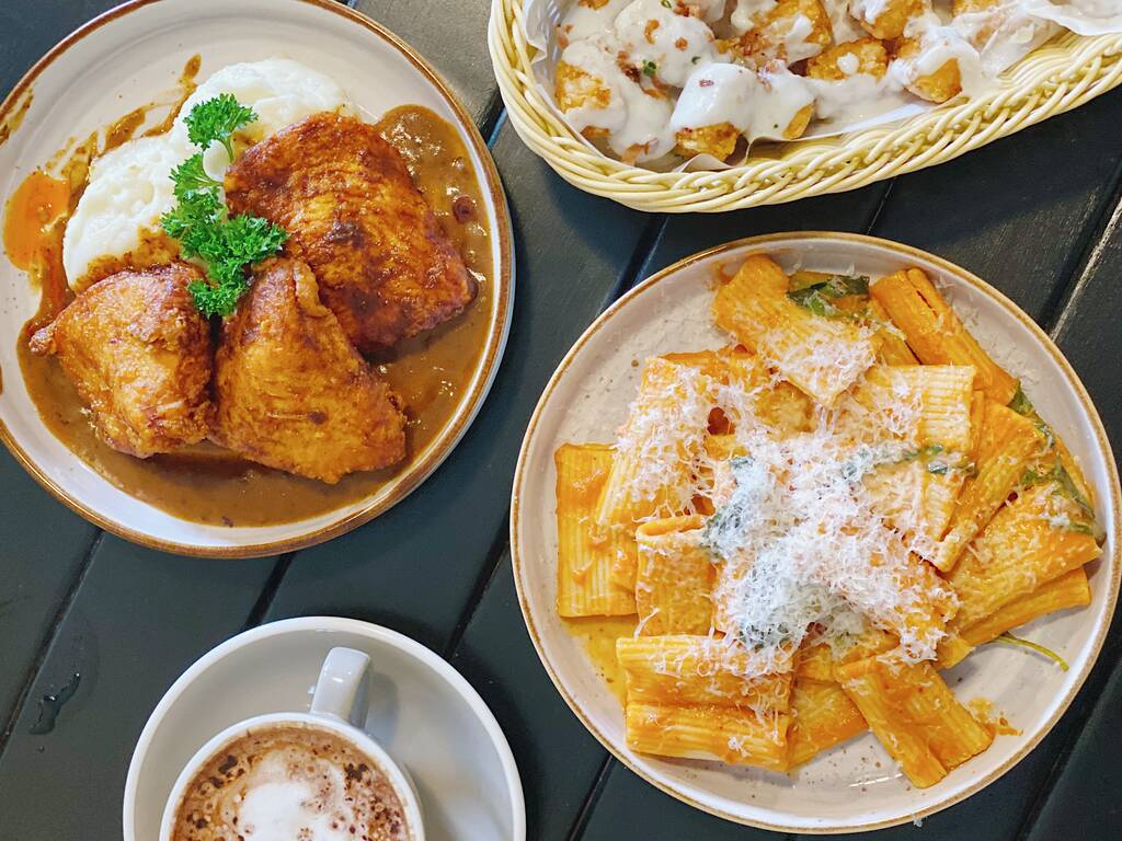 20 Best Restaurants and Cafés in Katong