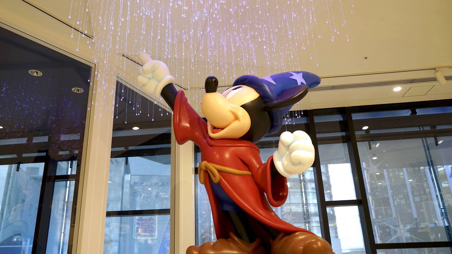Disney Flagship Tokyo | Shopping in Shinjuku, Tokyo