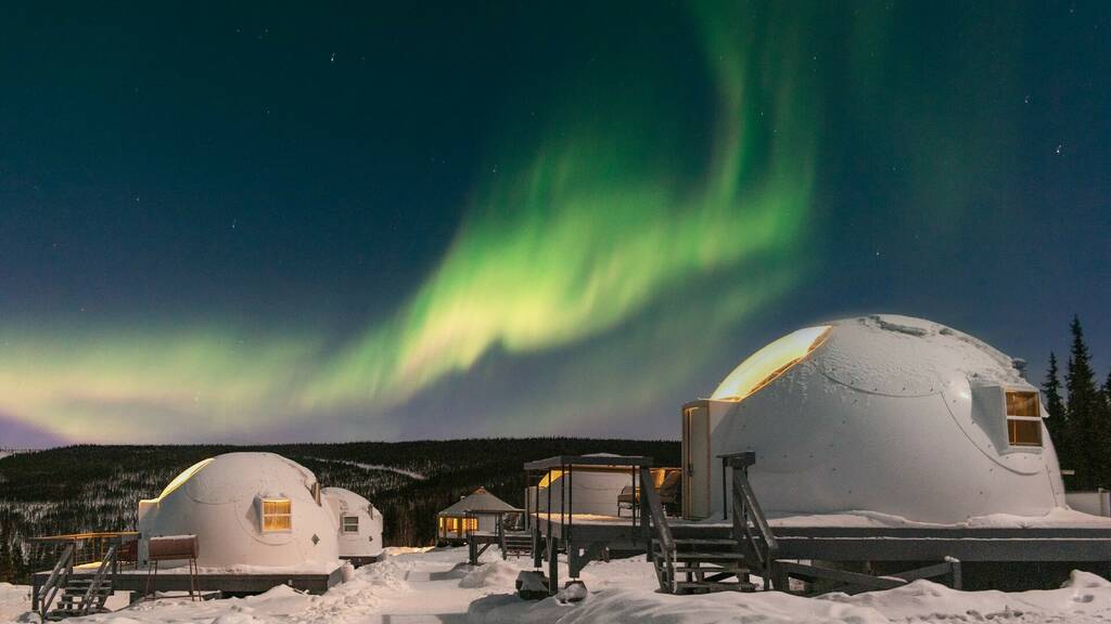 Sleep Under the Northern Lights at These Wholesome ‘Warm Igloos’ in Alaska