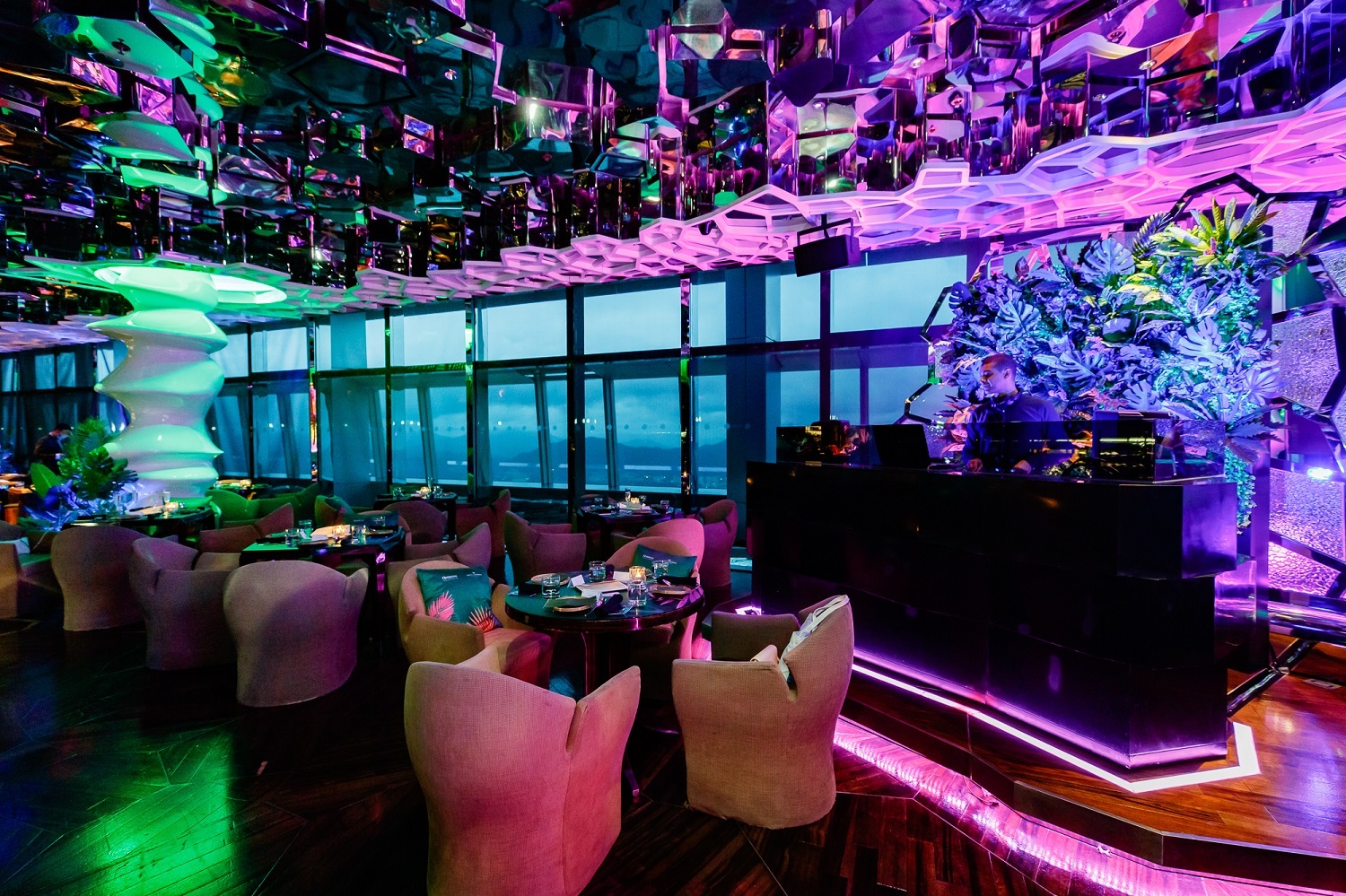 Ozone’s ‘Into The Future’ New Year’s Eve countdown party | Things to do ...