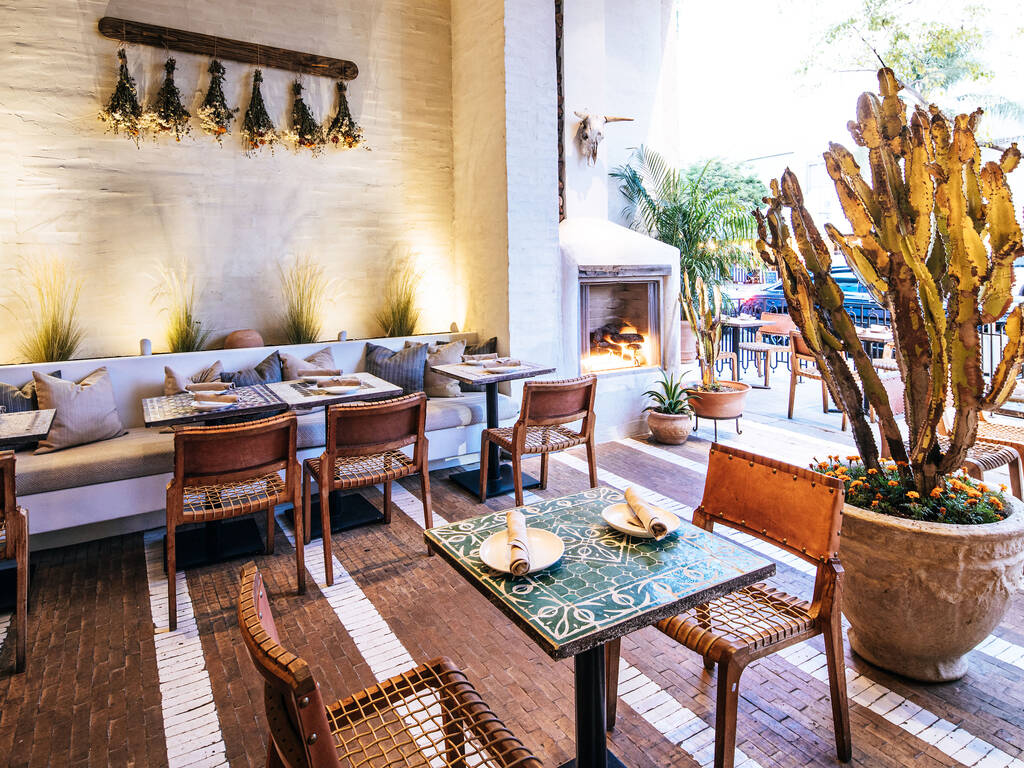 28 Best Beverly Hills Restaurants for Breakfast, Lunch and Dinner