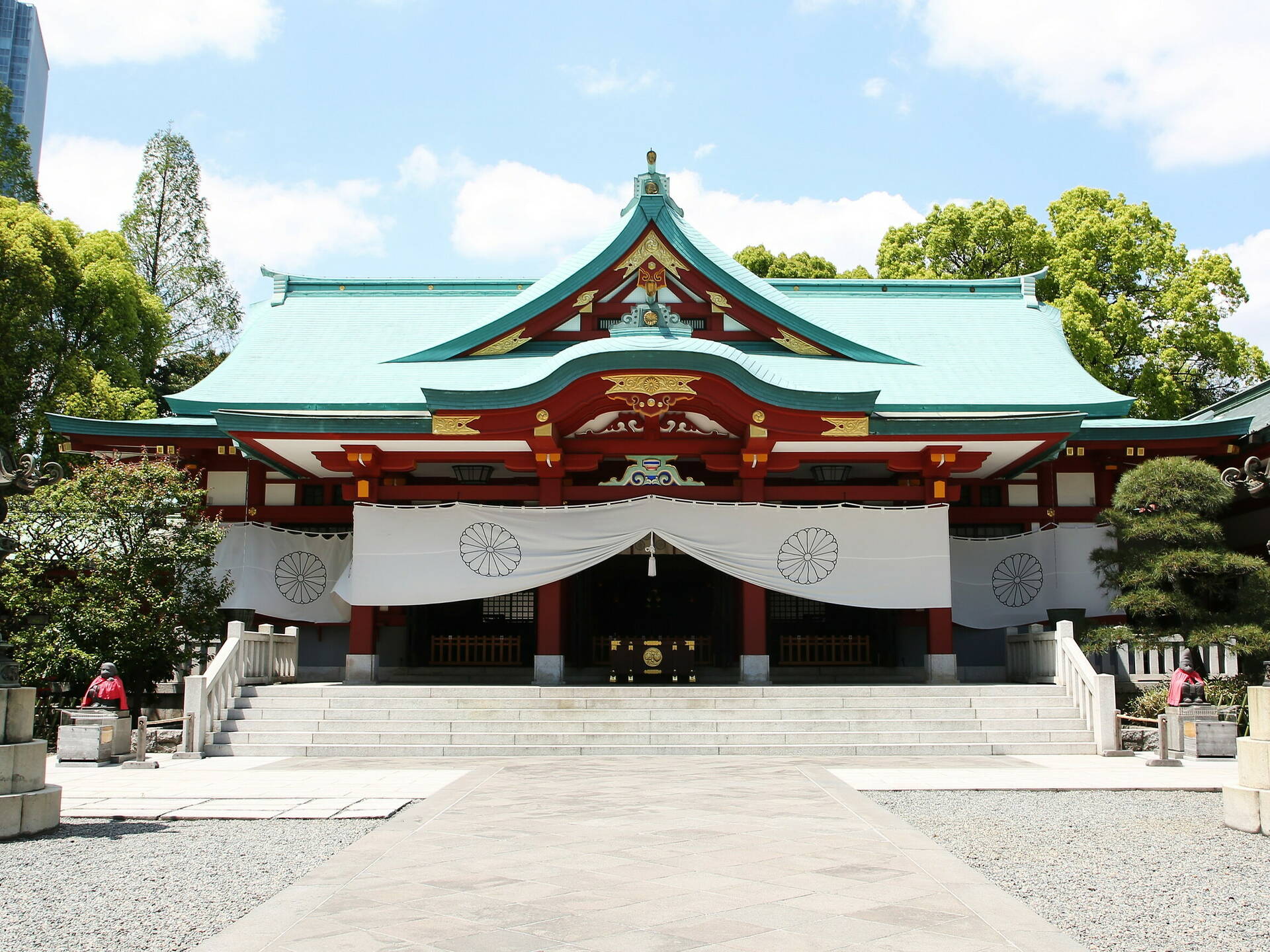 Hatsumode in Tokyo: 2025 New Year temple and shrine visits