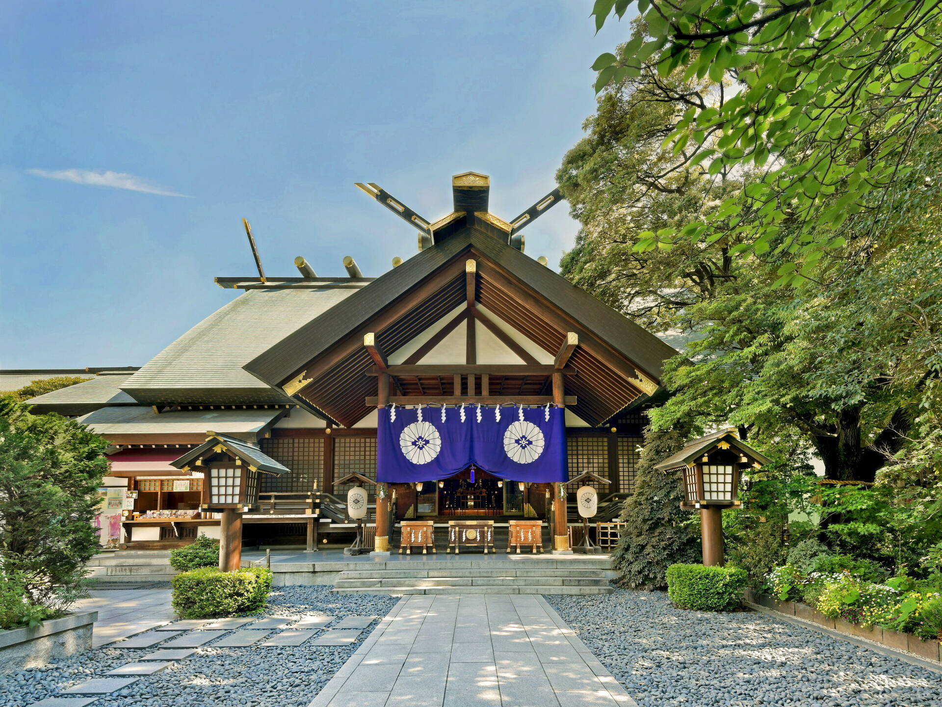 Hatsumode in Tokyo: 2024 New Year temple and shrine visits