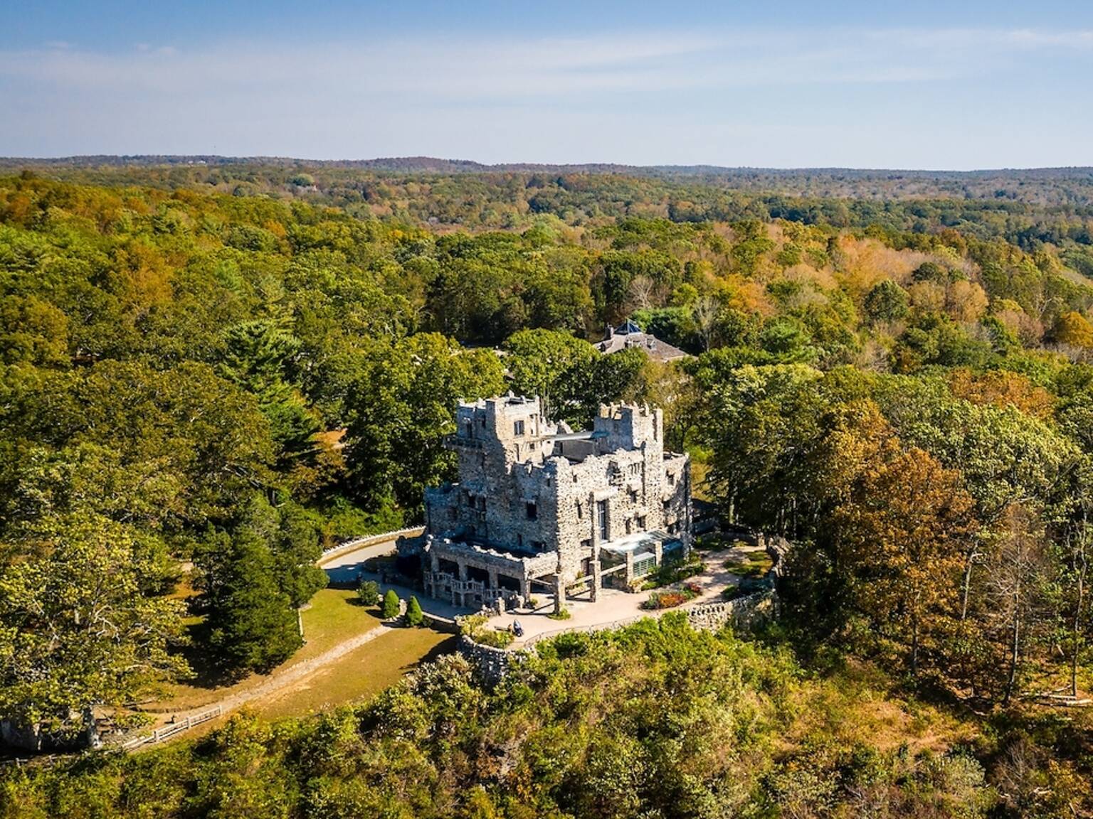 8 hidden castles and fortresses in the U.S. you never knew existed