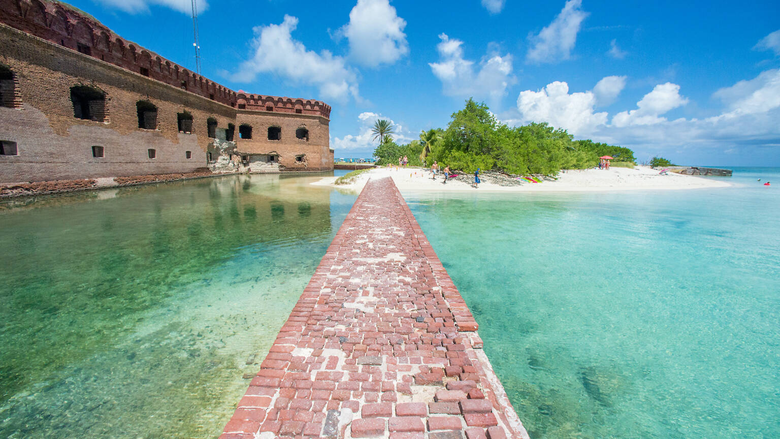 11 Secret Beaches in the U.S. for a Secluded Getaway