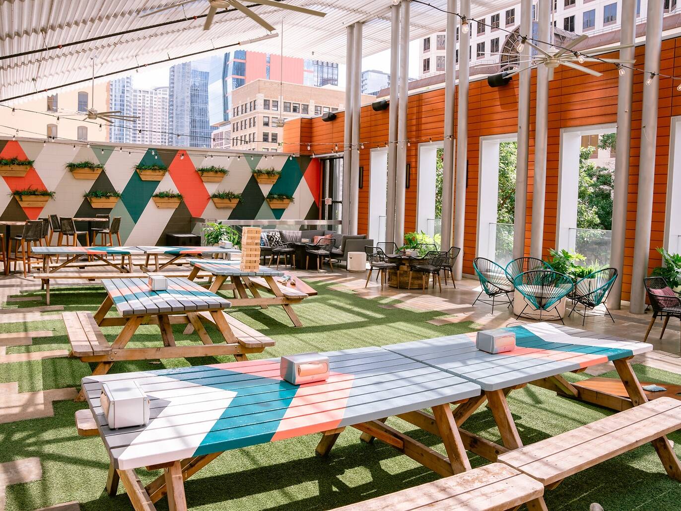 12 Best Rooftop Bars in Austin for Drinks With Views