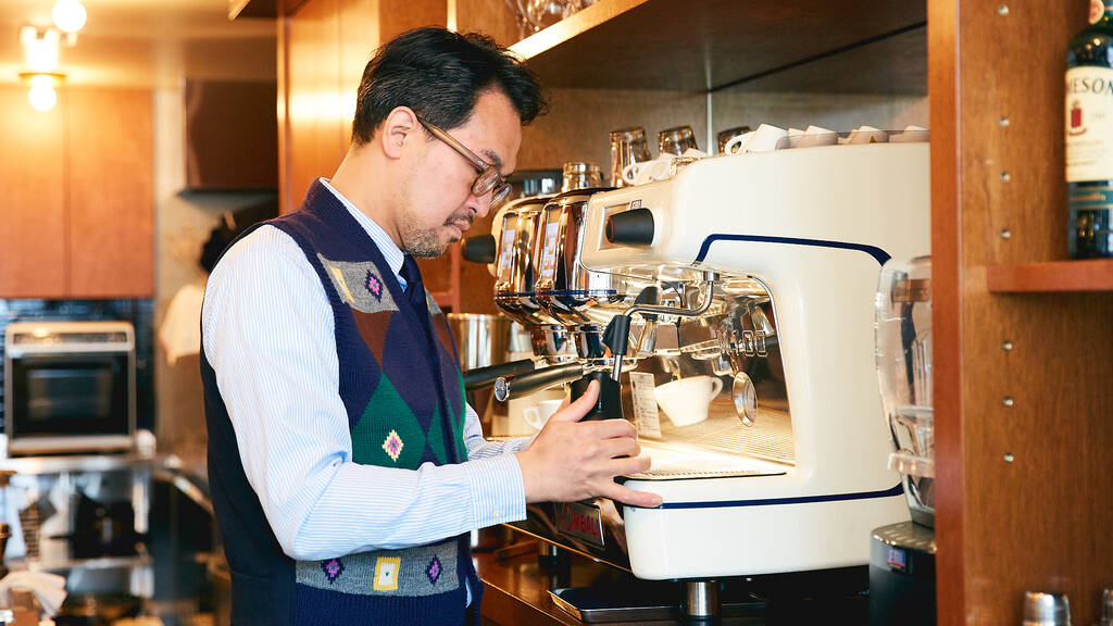 Coffee Counter Nishiya | Restaurants in Asakusa, Tokyo