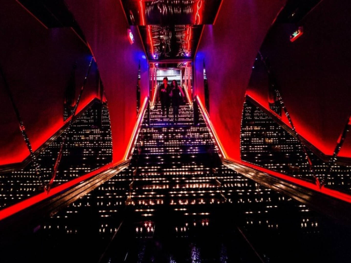 9 Best Clubs In Porto, By Local Experts