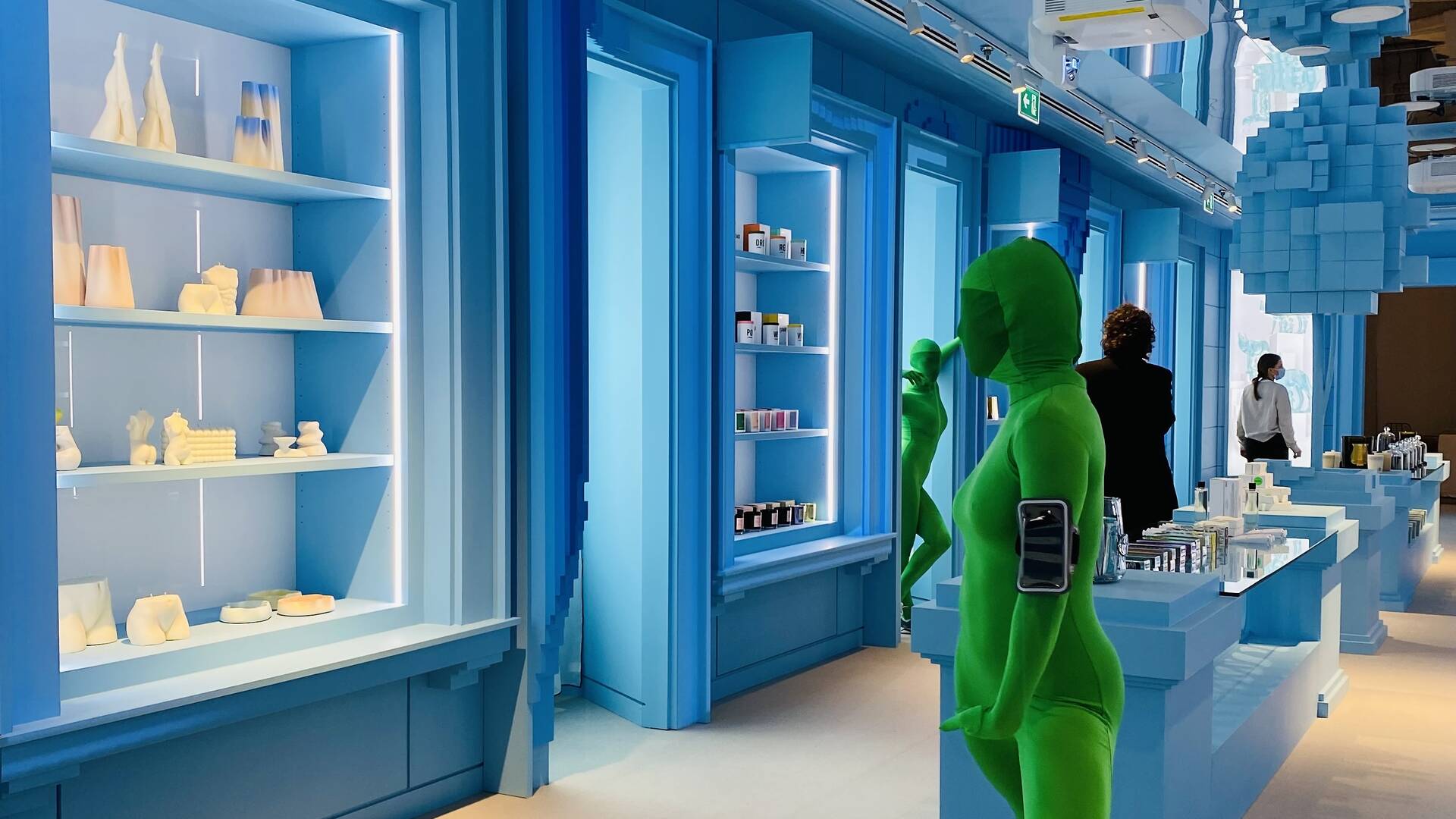 WOW Concept, aquí las compras son 'phygitals'