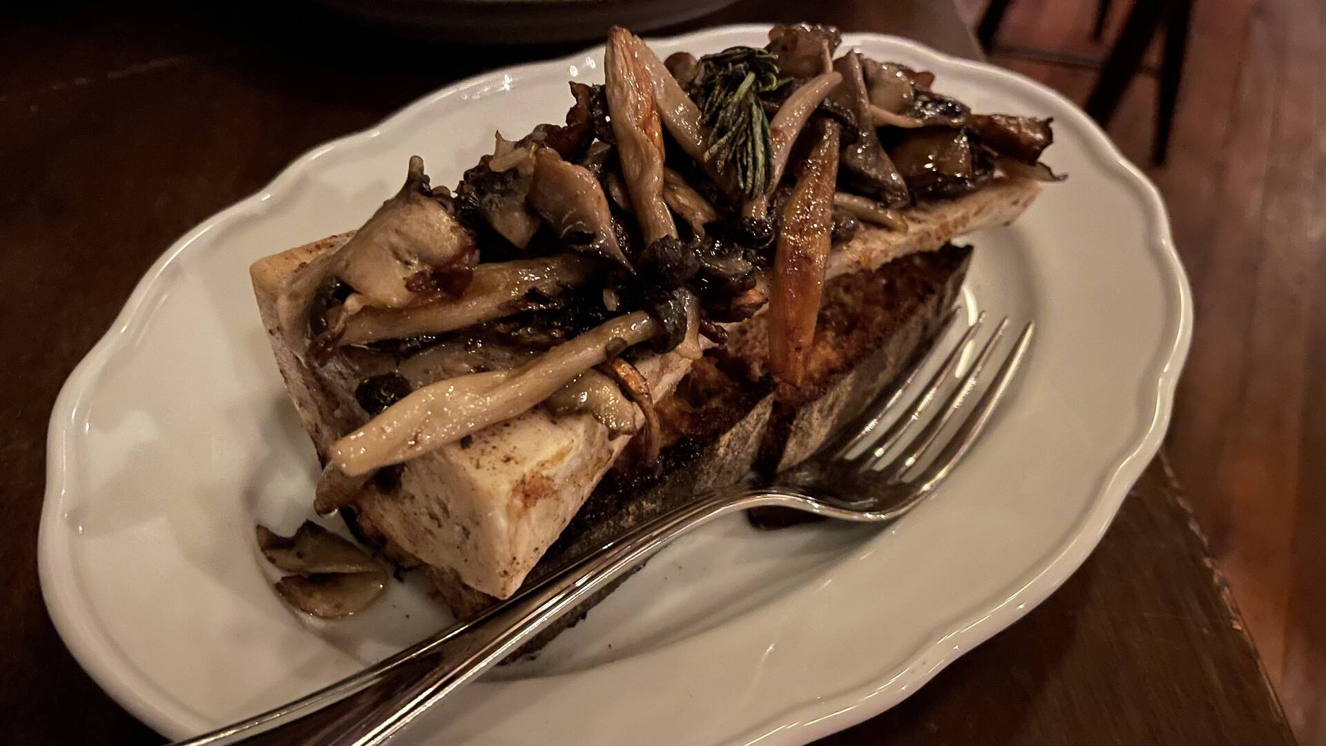 Review: The Commerce Inn brings The Shakers to the West Village