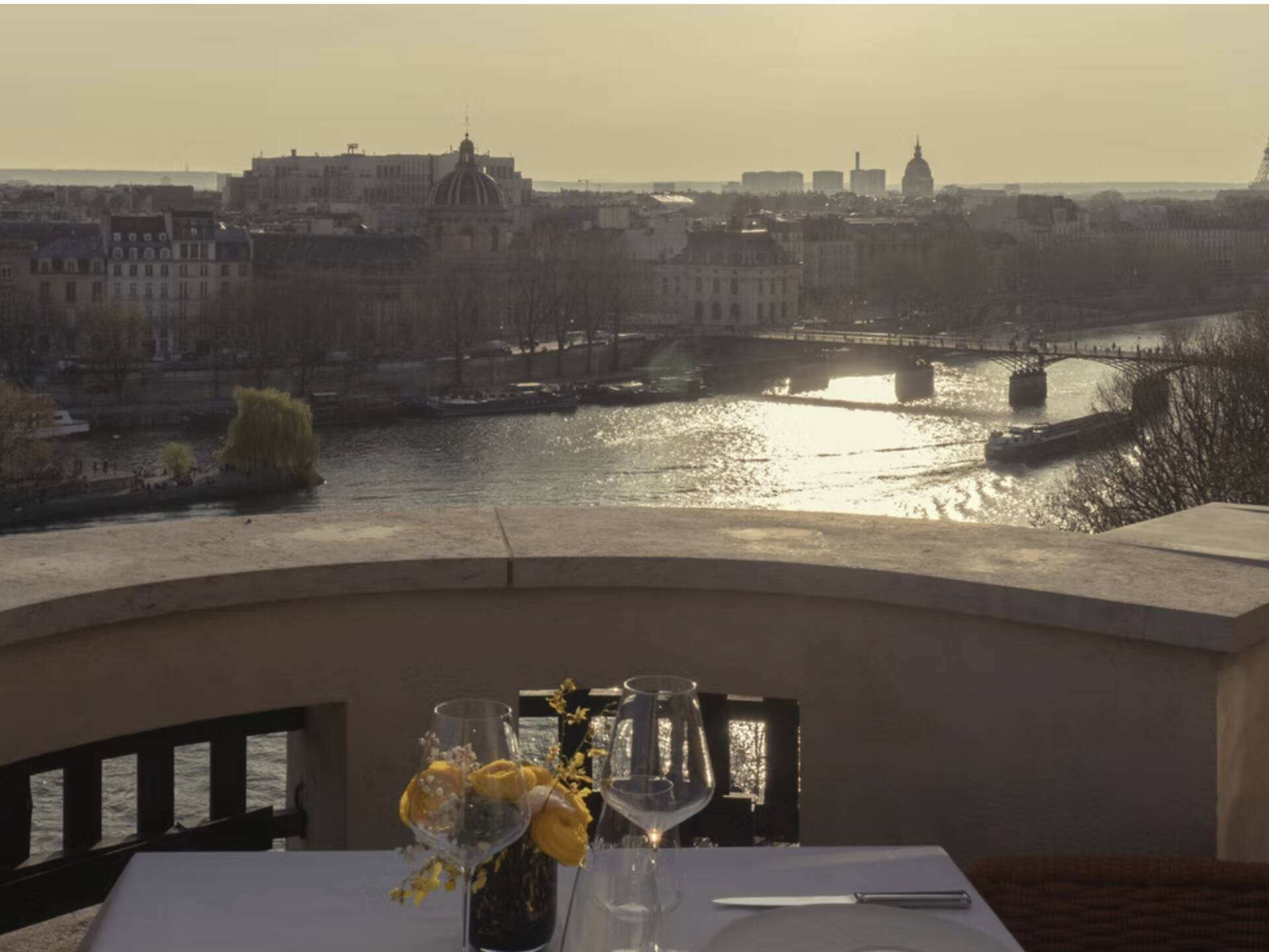 11 Best Rooftop Bars in Paris For Eiffel Tower Views and More