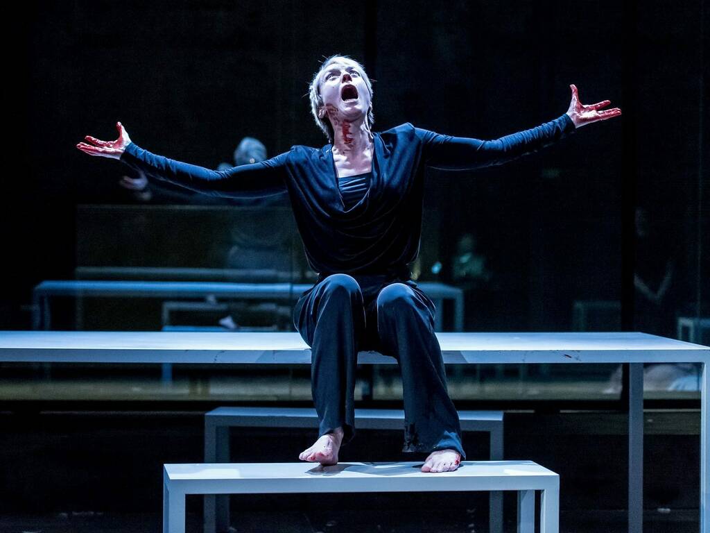 Off Broadway Shows You Can See in New York Right Now