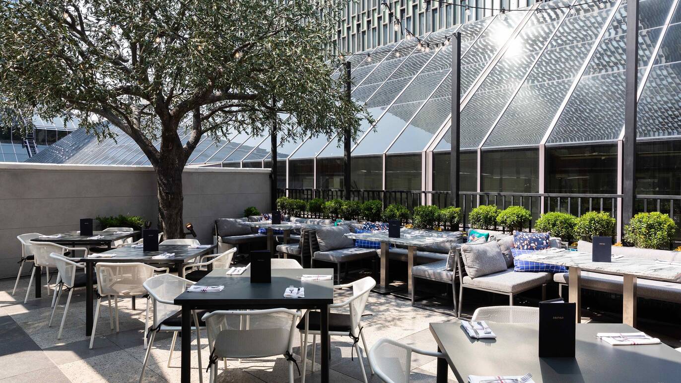 Best Rooftop Brunch in Boston: 9 Spots For Weekend Bites & Views