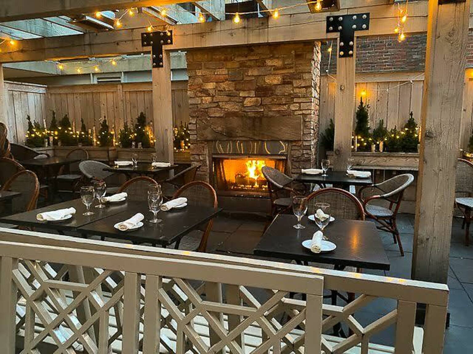 The Best Outdoor Dining Boston: 16 Spots for Patio Eating