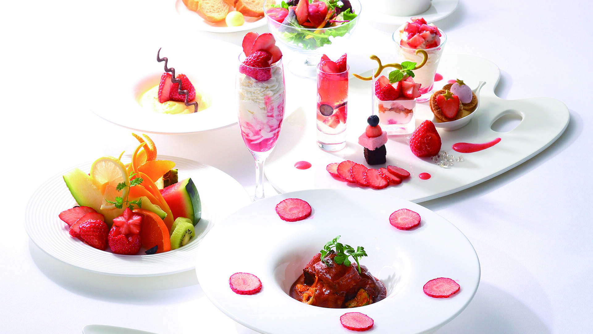 Takano Fruit Parlour Pafério | Restaurants in Shinjuku, Tokyo