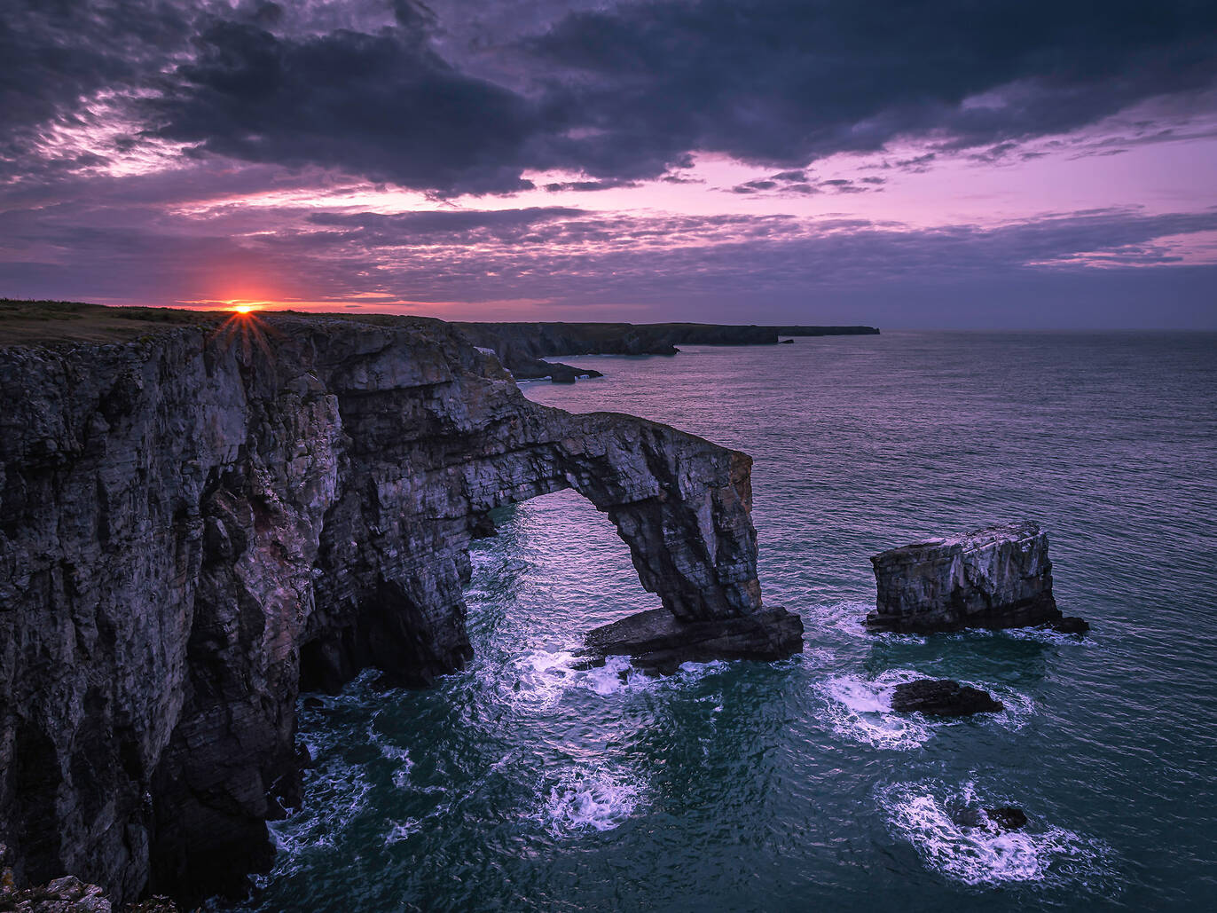 23 Weirdest Places on Earth in 2025: Unusual Natural Wonders