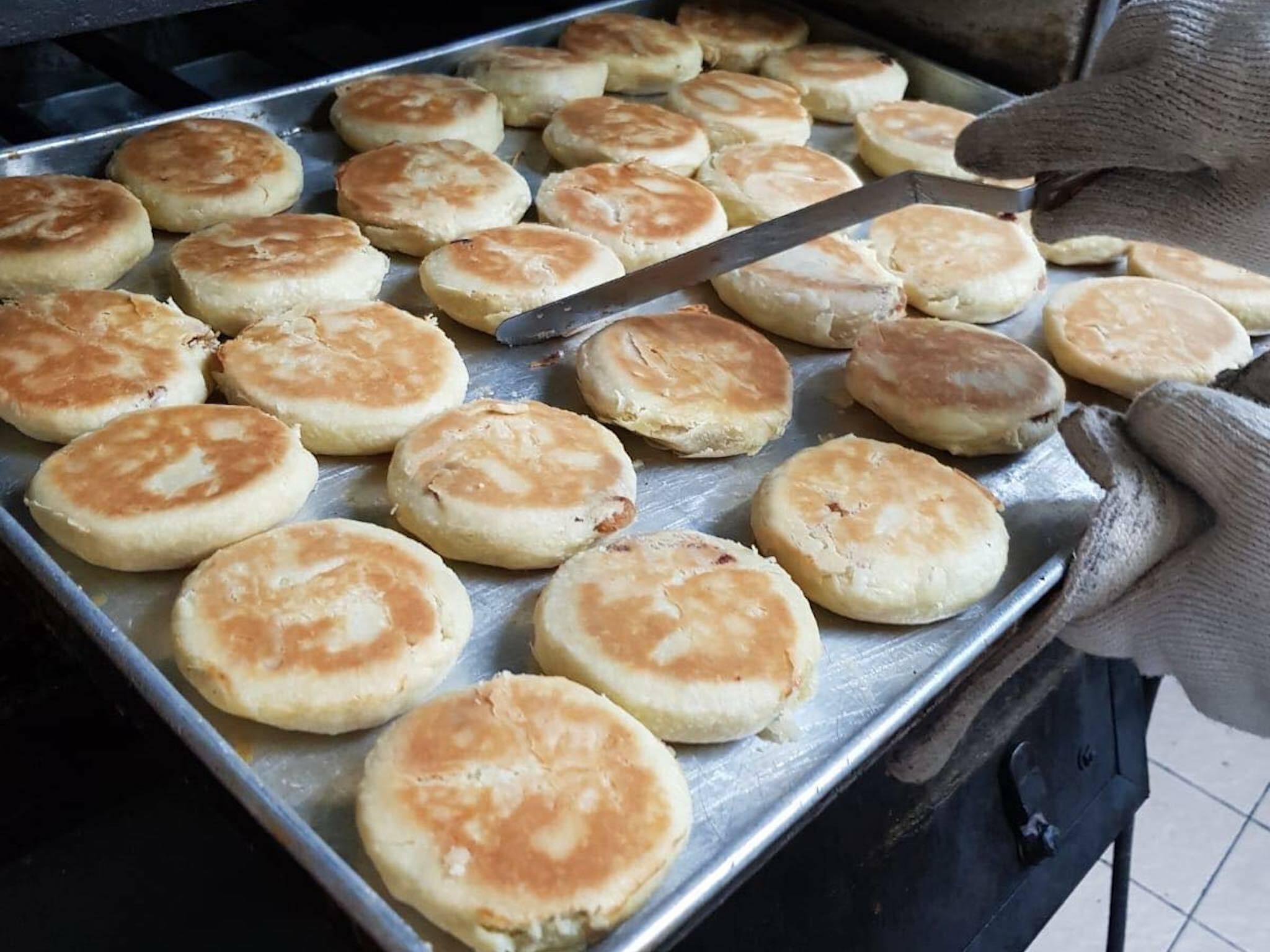 Loong Fatt Tau Sar Piah | Restaurants in Novena, Singapore