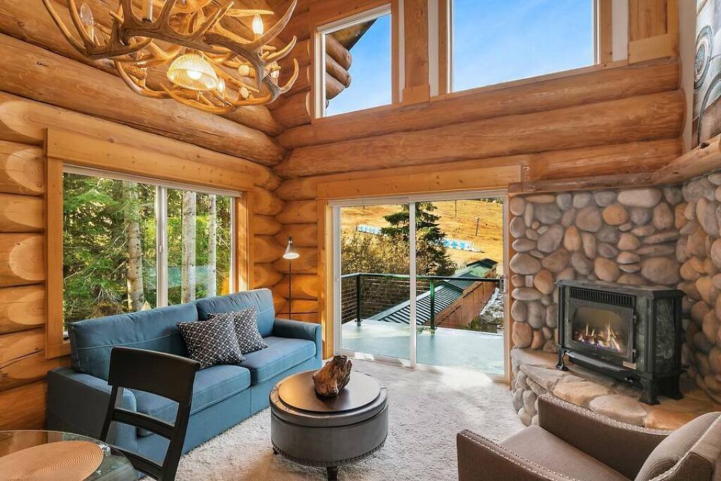 The 16 Best Airbnb Cabins near Seattle Well Worth Booking