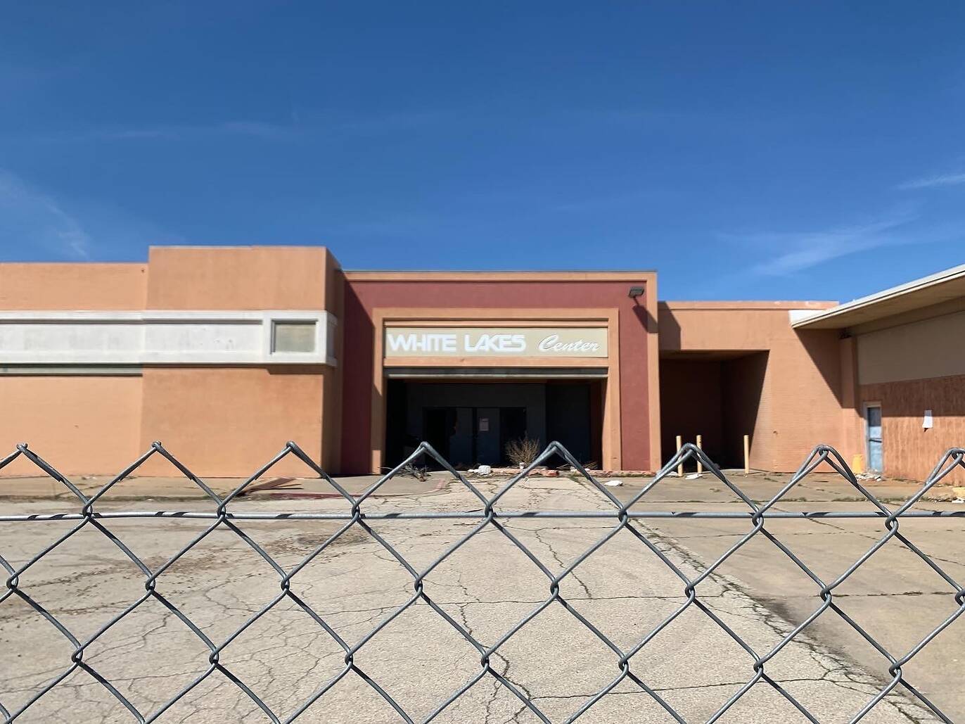 12 Best Images of Creepy 'Liminal Spaces' in the US