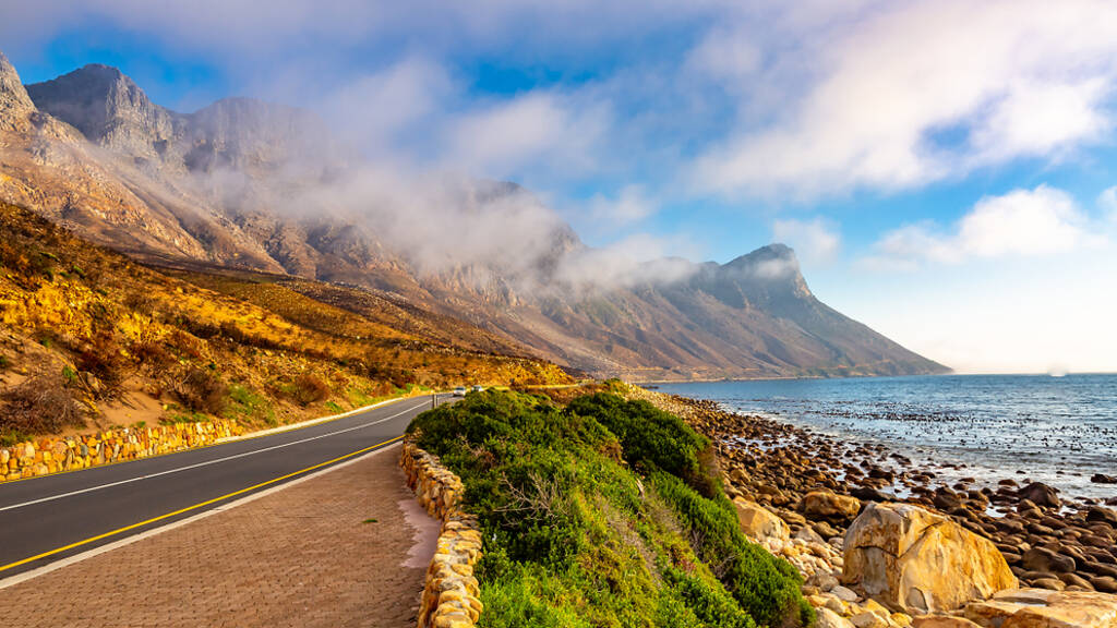 11 Best Road Trips in the World for Epic Adventures