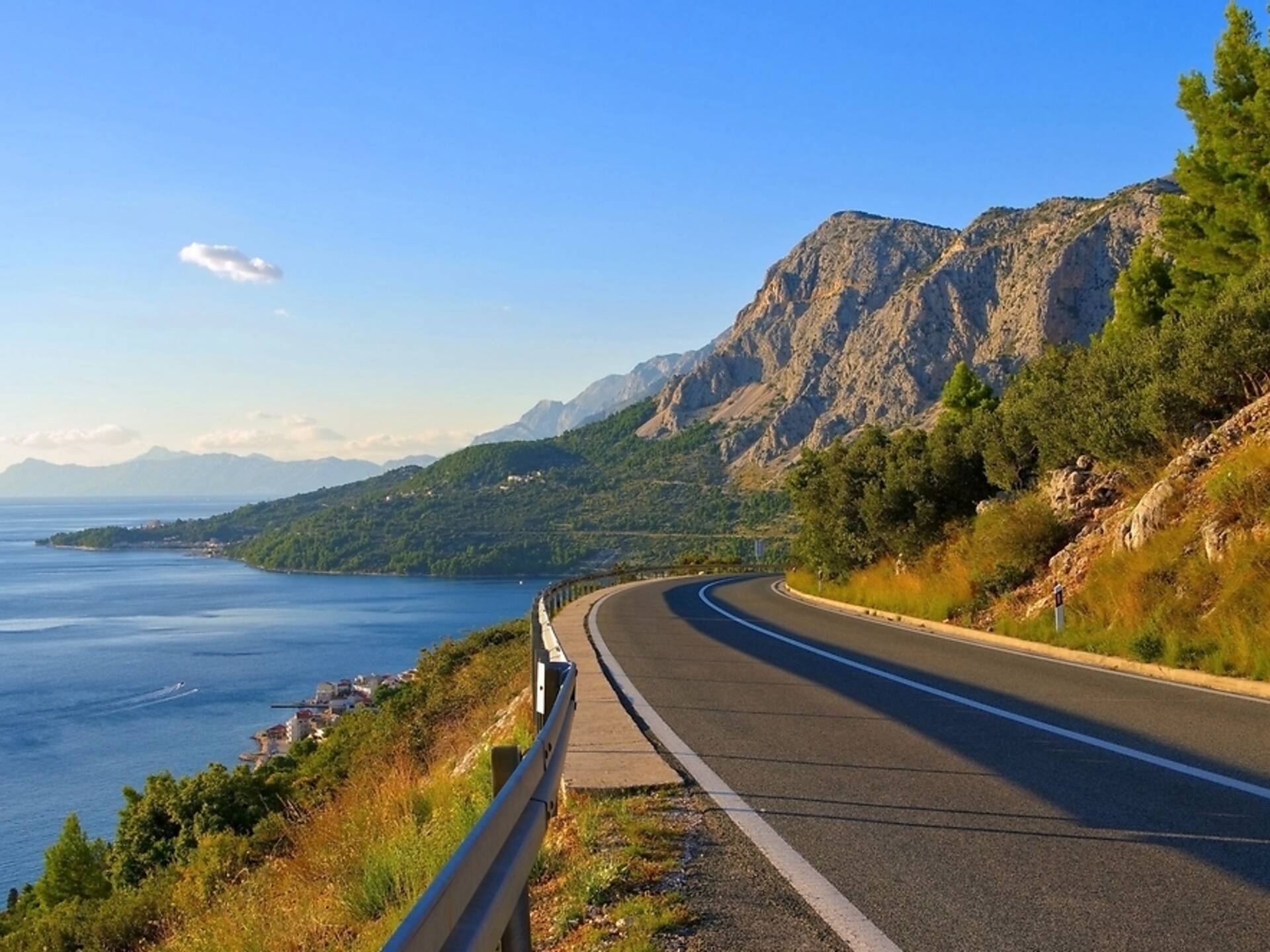 11 Best Road Trips in the World for Epic Adventures