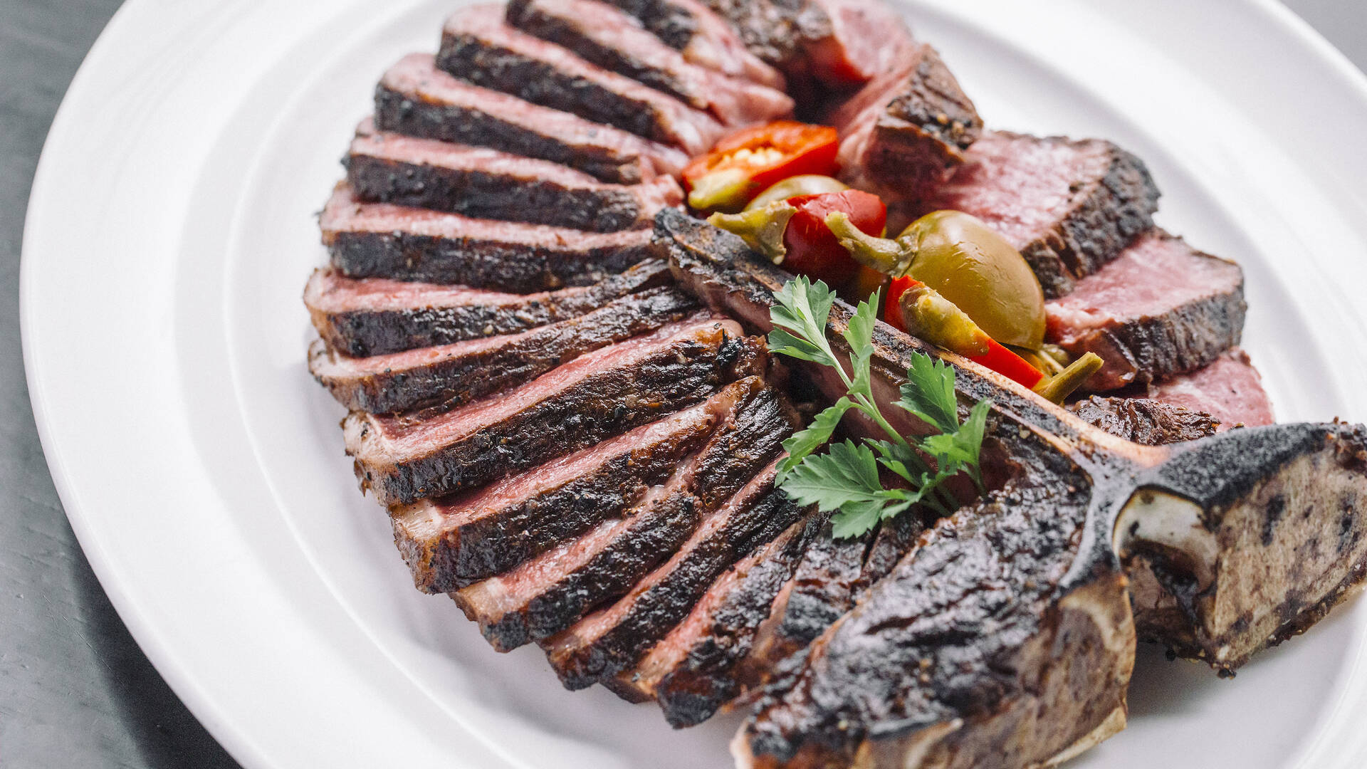 26 Best Chicago Steakhouses That Are Worth the Splurge