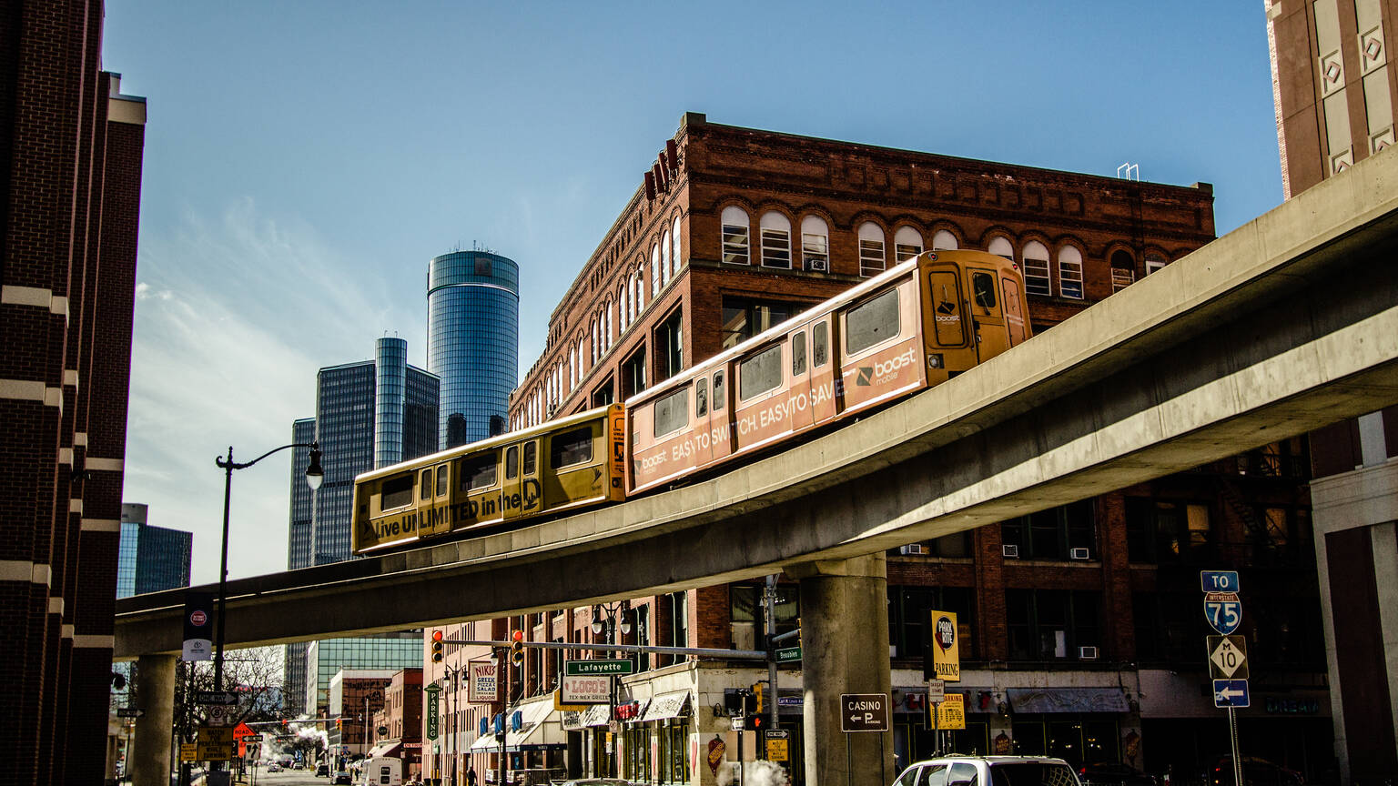 17 Best Road Trips from Chicago to Experience the Midwest