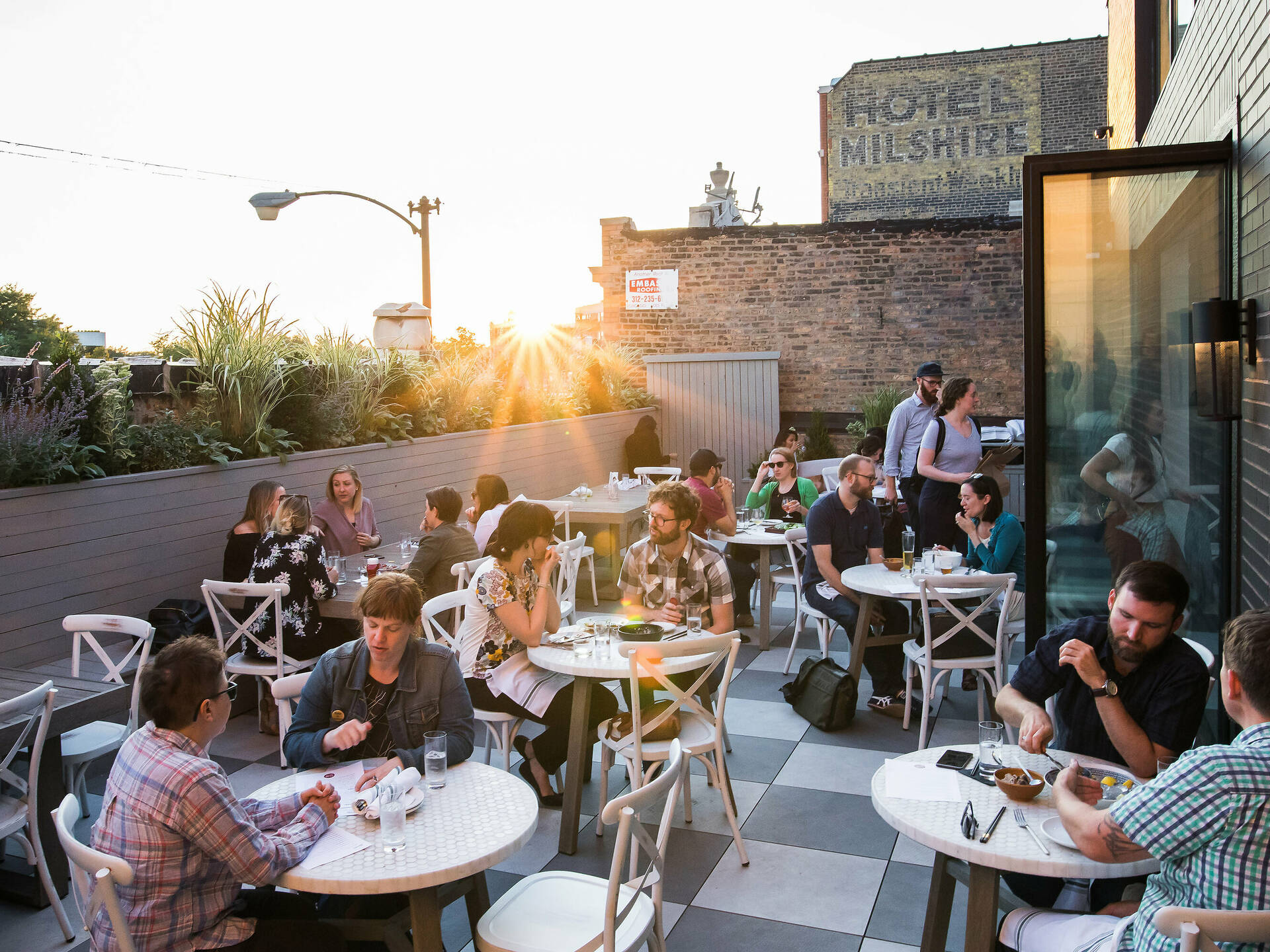 22 Best Rooftop Restaurants in Chicago for Outdoor Dining
