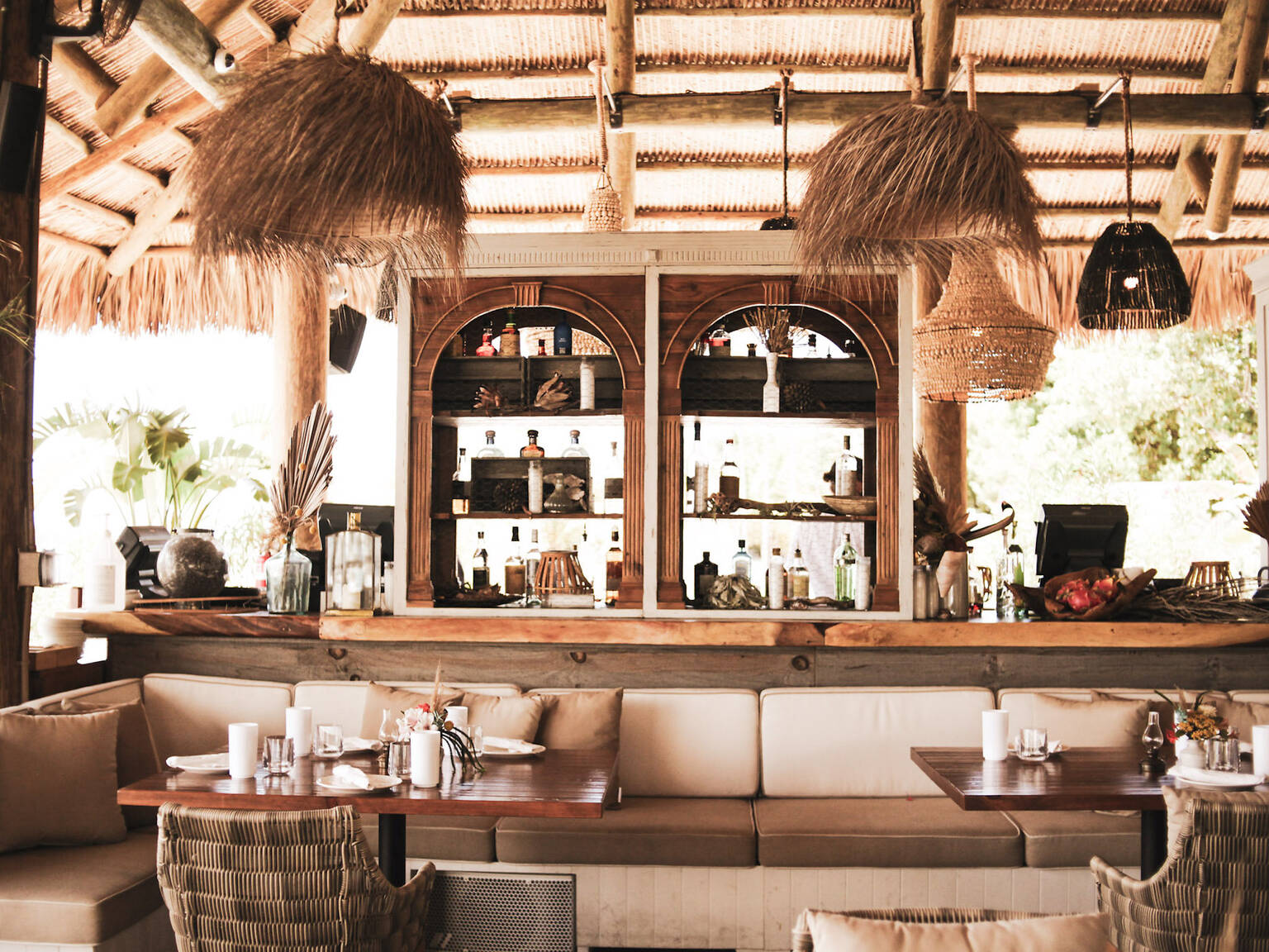 17 Best Miami Beach And Waterfront Bars For Stunning Views