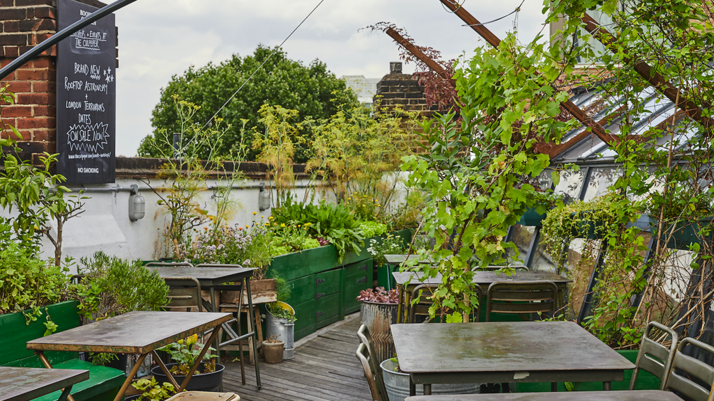 9 Best Rooftop Bars in Shoreditch For Sunny Drinks