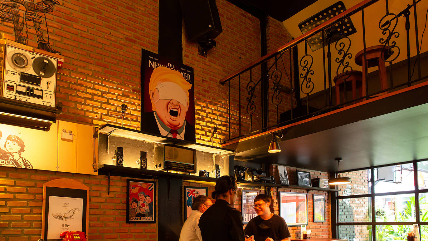Propaganda Bar | Bars in พร้อมพงษ์, กรุงเทพมหานคร