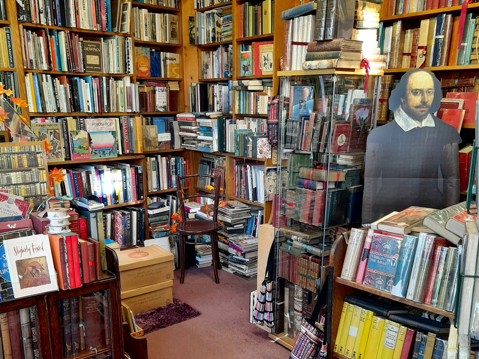 28 Brilliant Bookshops in London