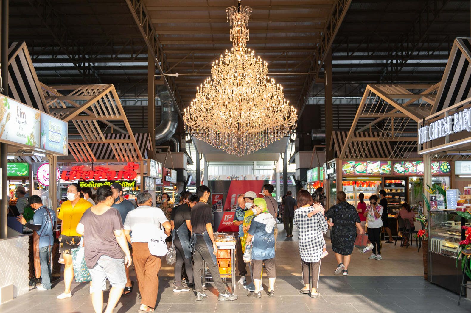 Thonburi Market Place | Shopping in Thawi Watthana, Bangkok
