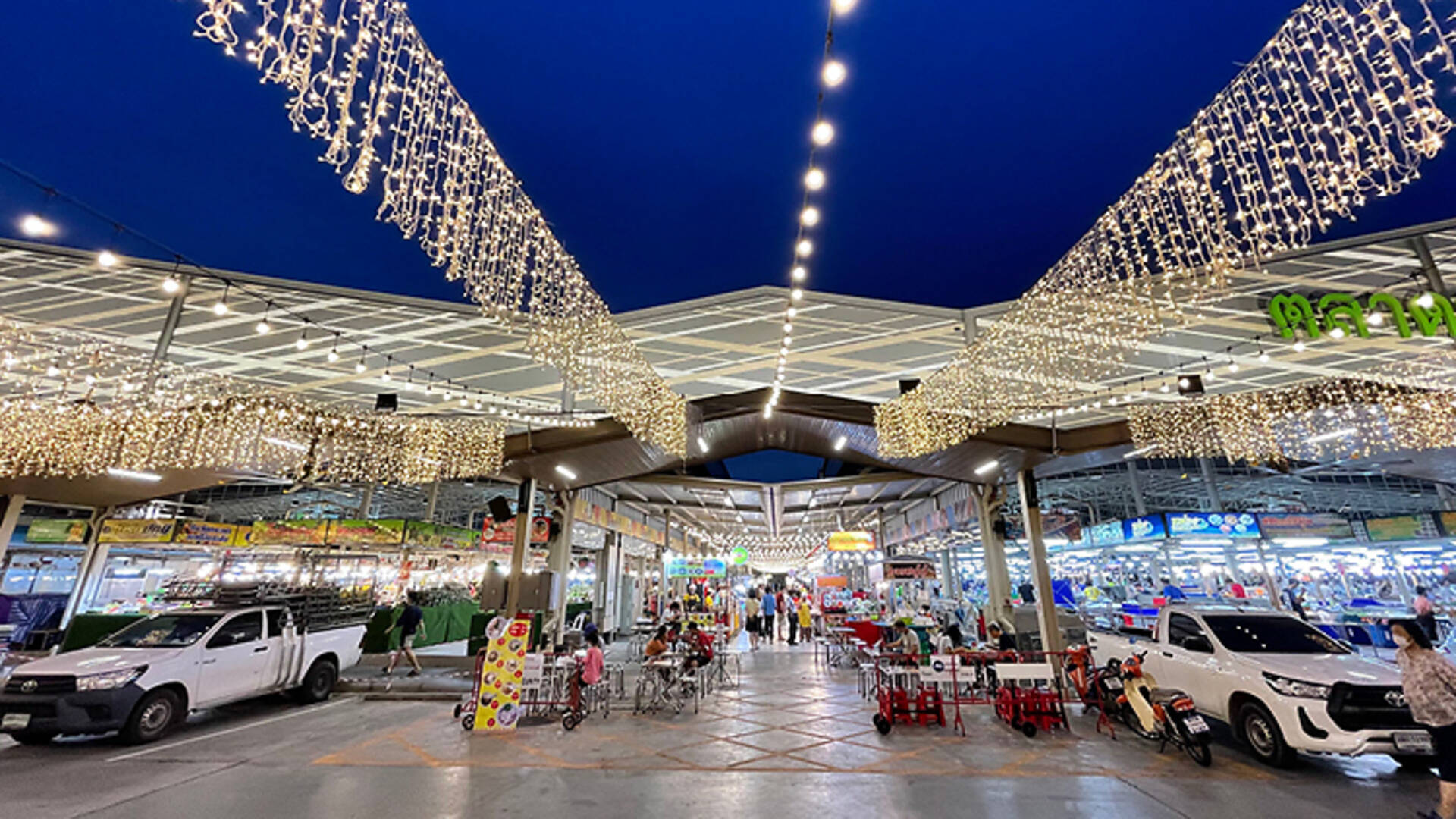 Thonburi Market Place | Shopping in Thawi Watthana, Bangkok