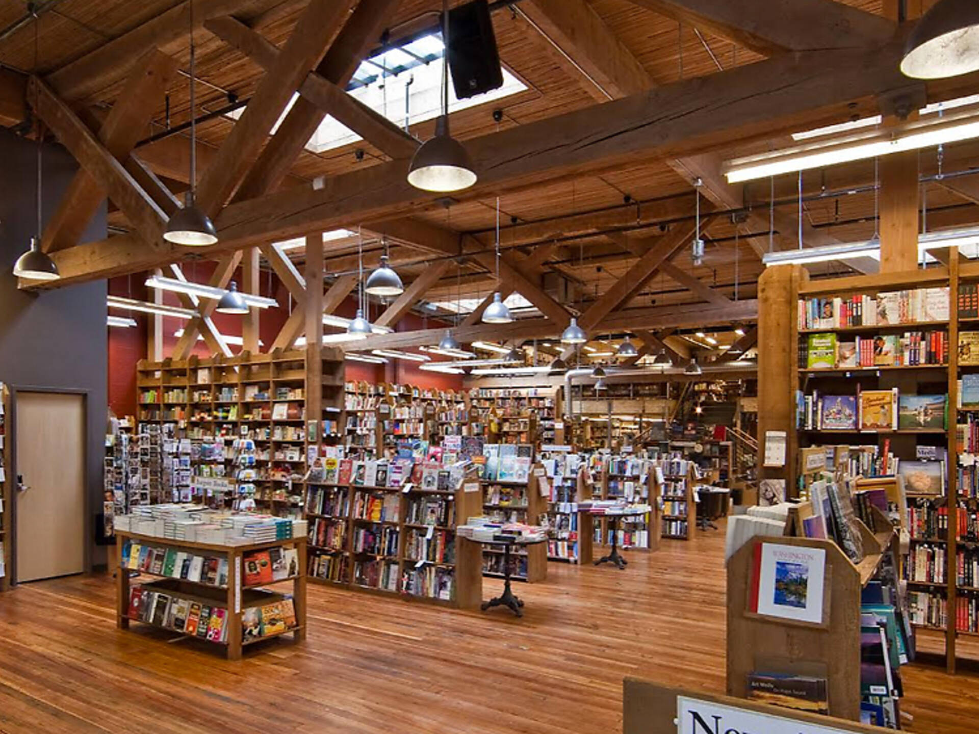 16 Best Independent Bookstores in the US to Shop Local